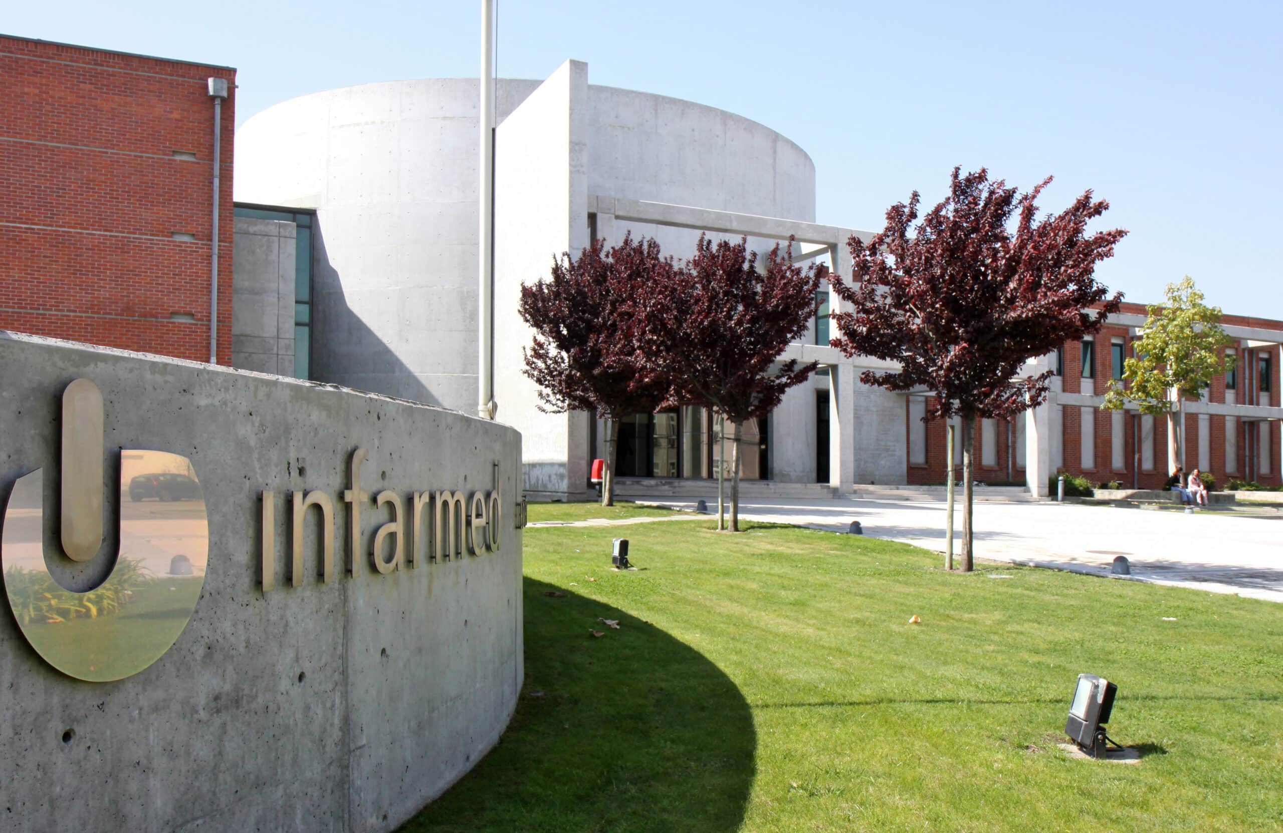 Infarmed organiza sessão informativa sobre regulamentos de gestão da ...